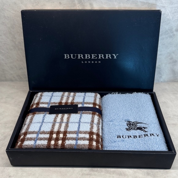 Burberry | Bath | Burberry London Blue And Brown Towel Set | Poshmark